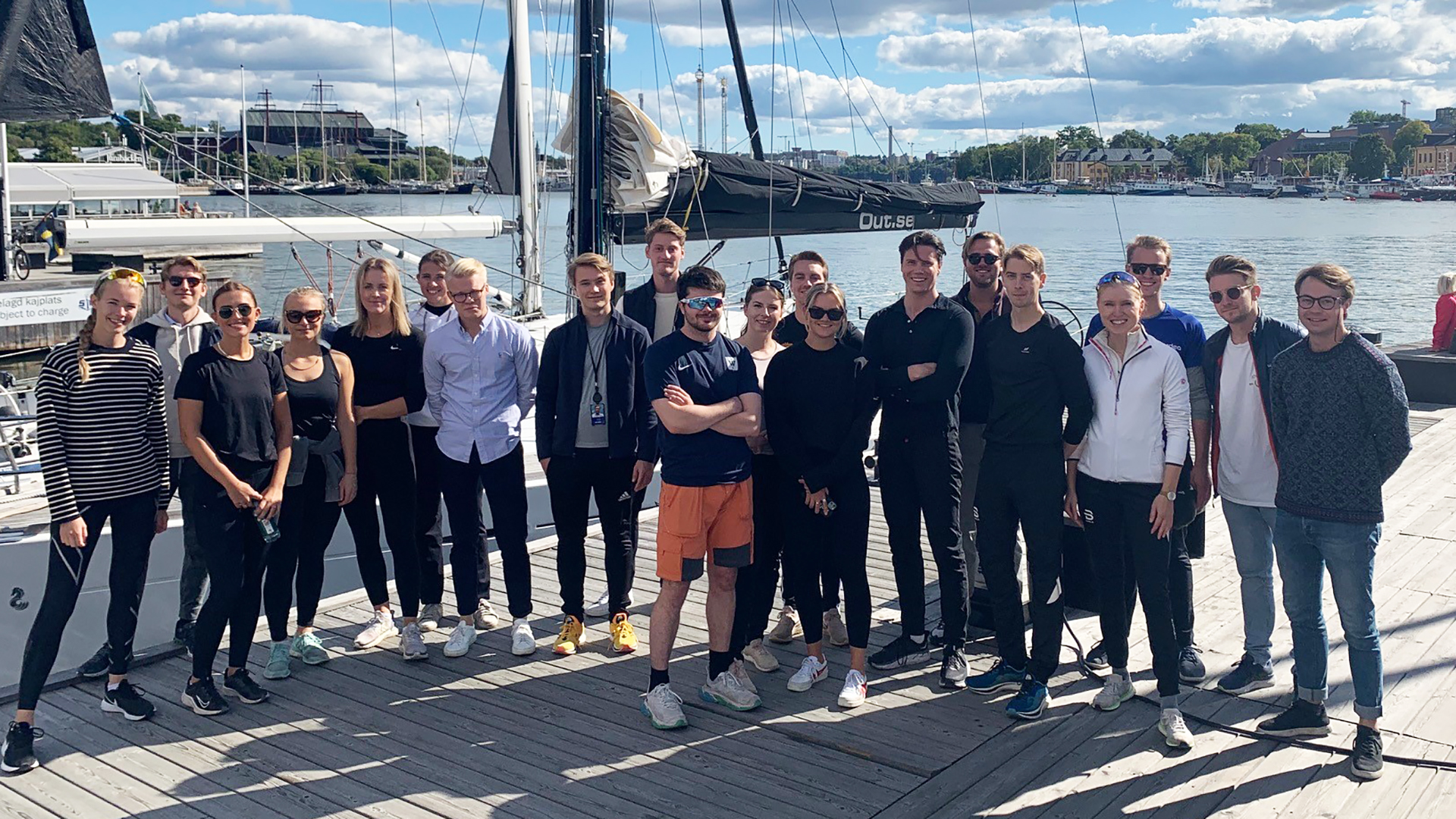 What a thrill to onboard 21 first year analysts – it could be you ...