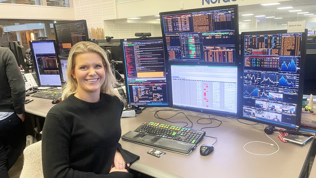 Meet cool female trader, Bettina – loving her job and puzzled about the ...